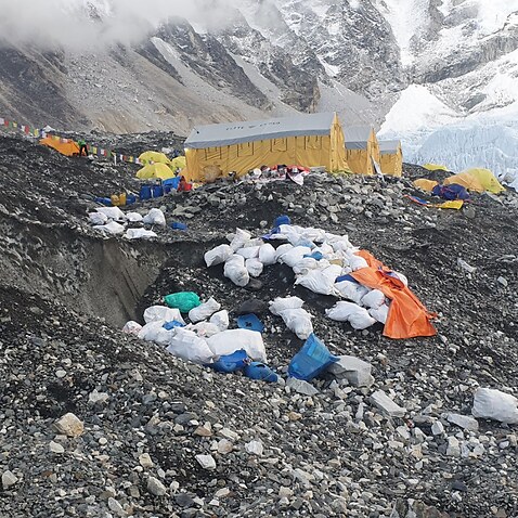 SBS Language | 'Pollution on Mount Everest can impact the health of ...
