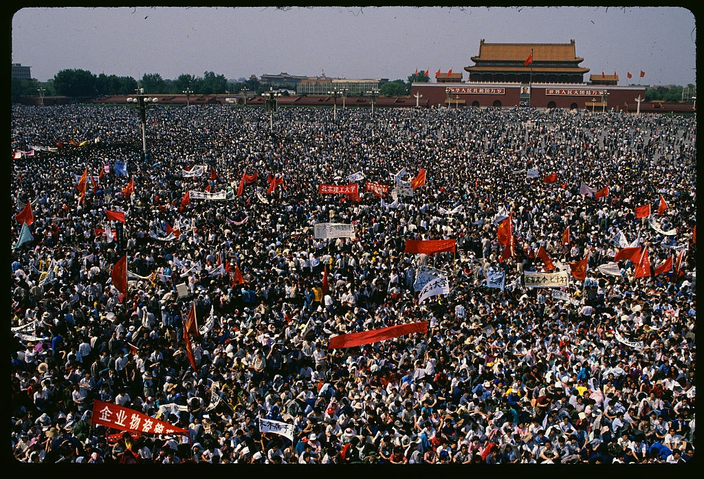 This is how the 1989 Tiananmen Square massacre unfolded | SBS News